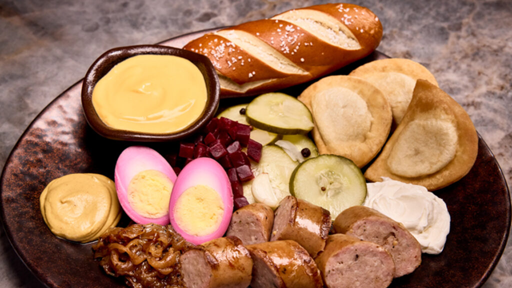 Alchemist's Platter at Le Gobelet Noir in The Wizarding World of Harry ...